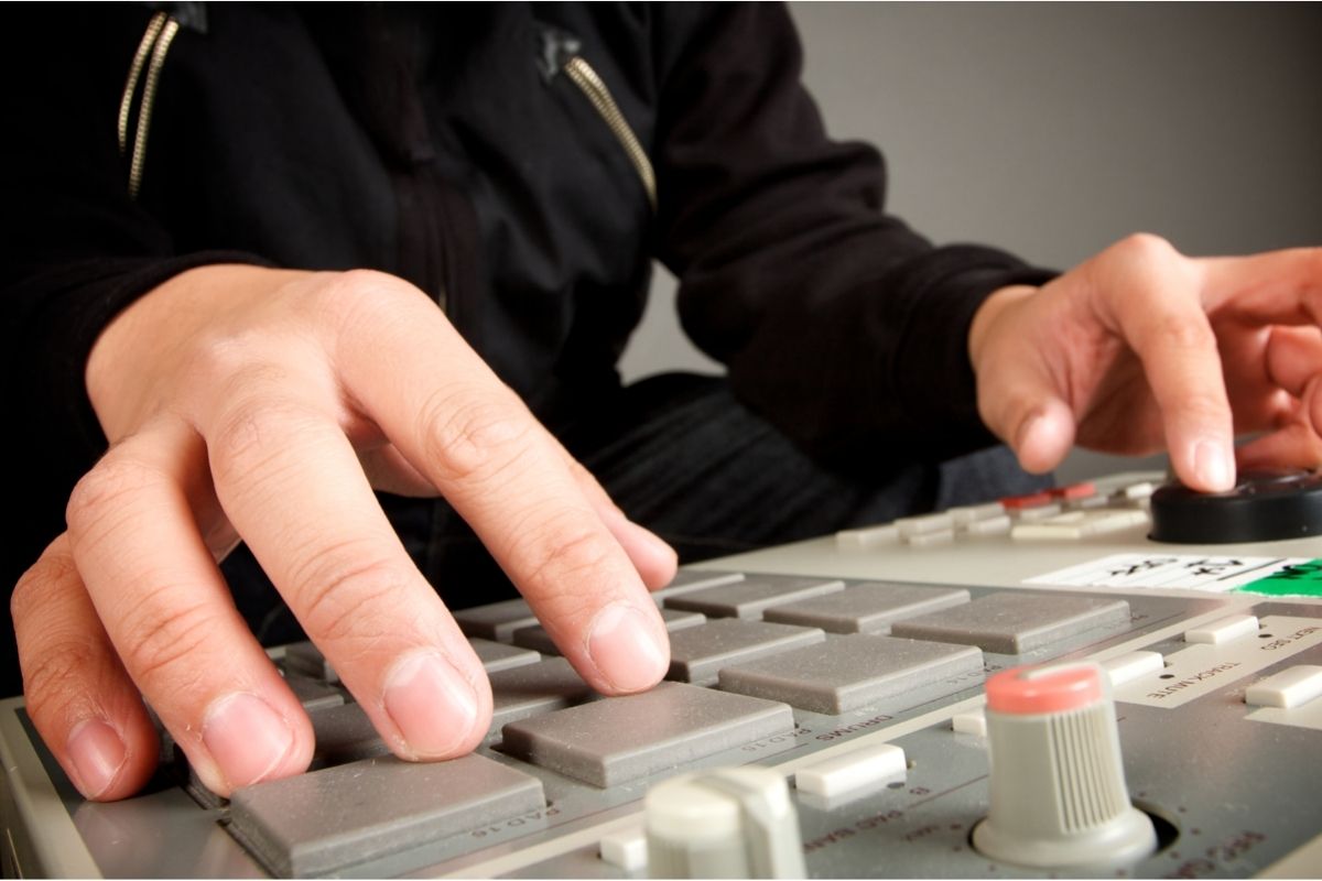 Classical Music With A Modern Beat: Sounds You’ll Enjoy